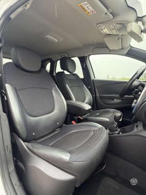 Balts Renault Captur 2017 Tauragė, ar dzinēja tilpumu 1.20 L un nobraukumu 129 tūkst. km par 6600 €, foto 33 vietnē AUTOMOTO.COM.LV