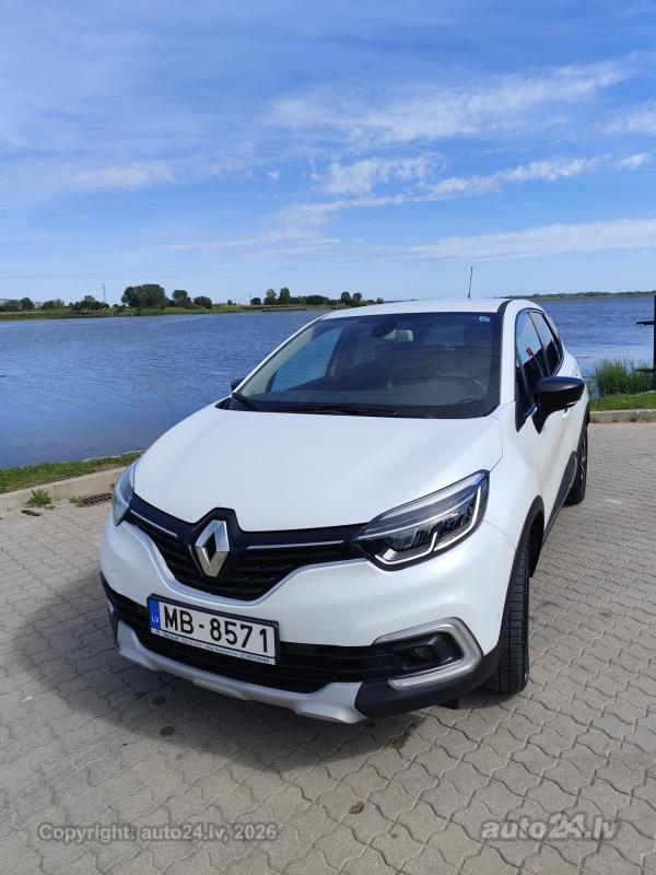 White Renault Captur 2019 in Liepaja, with an engine capacity of 1.30 L and mileage of 137 thousand km for 8500 €, photo 1 on AUTOMOTO.COM.LV