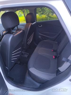 White Renault Captur 2019 in Liepaja, with an engine capacity of 1.30 L and mileage of 137 thousand km for 8500 €, photo 8 on AUTOMOTO.COM.LV