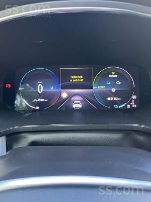 Balts Renault Captur 2020 Tallina, ar dzinēja tilpumu 1.60 L un nobraukumu 49 tūkst. km par 17500 €, foto 4 vietnē AUTOMOTO.COM.LV