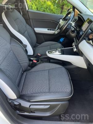 Balts Renault Captur 2020 Tallina, ar dzinēja tilpumu 1.60 L un nobraukumu 49 tūkst. km par 17500 €, foto 7 vietnē AUTOMOTO.COM.LV