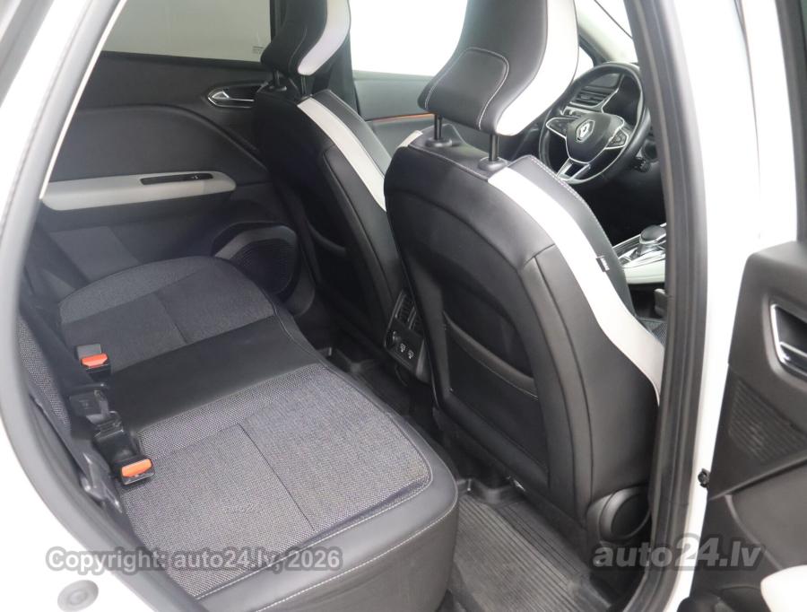 White Renault Captur 2020 in Tallinn, with an engine capacity of 1.30 L and mileage of 110 thousand km for 13900 €, photo 10 on AUTOMOTO.COM.LV