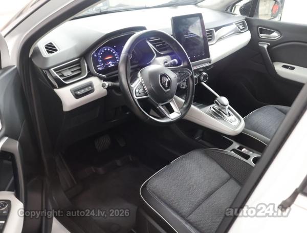 White Renault Captur 2020 in Tallinn, with an engine capacity of 1.30 L and mileage of 110 thousand km for 13900 €, photo 10 on AUTOMOTO.COM.LV