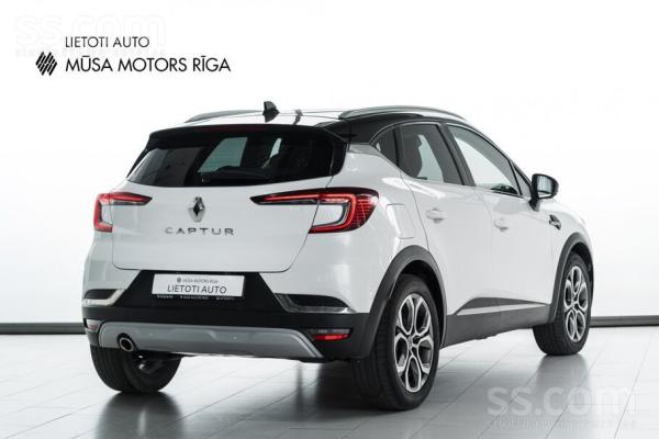 White Renault Captur 2020 in Riga, with an engine capacity of 1.30 L and mileage of 104 thousand km for 14900 €, photo 2 on AUTOMOTO.COM.LV