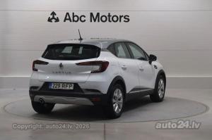 White Renault Captur 2021 in Tallinn, with an engine capacity of 1.30 L and mileage of 44 thousand km for 14990 €, photo 4 on AUTOMOTO.COM.LV