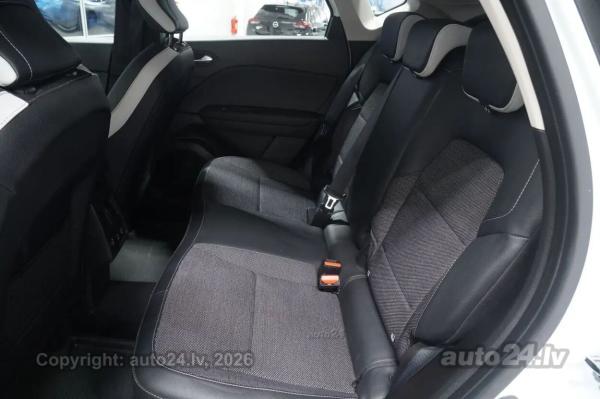 Balts Renault Captur 2021 Tallina, ar dzinēja tilpumu 1.30 L un nobraukumu 44 tūkst. km par 14990 €, foto 10 vietnē AUTOMOTO.COM.LV