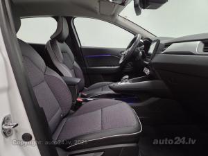 Balts Renault Captur 2022 Tallina, ar dzinēja tilpumu 1.60 L un nobraukumu 55 tūkst. km par 17400 €, foto 19 vietnē AUTOMOTO.COM.LV
