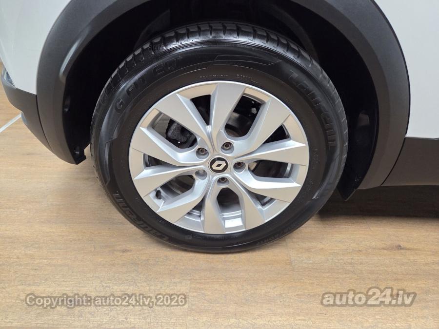 Balts Renault Captur 2022 Tallina, ar dzinēja tilpumu 1.60 L un nobraukumu 55 tūkst. km par 17400 €, foto 22 vietnē AUTOMOTO.COM.LV