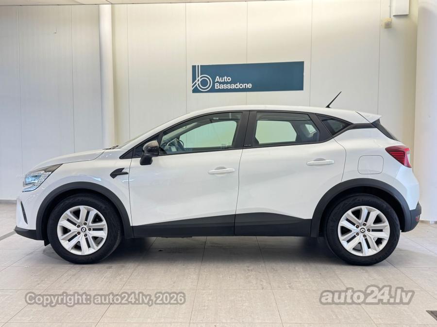 Balts Renault Captur 2022 Tallina, ar dzinēja tilpumu 1.60 L un nobraukumu 71 tūkst. km par 15900 €, foto 3 vietnē AUTOMOTO.COM.LV