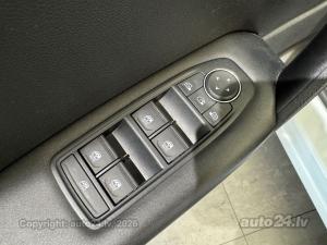 Balts Renault Captur 2022 Tallina, ar dzinēja tilpumu 1.60 L un nobraukumu 71 tūkst. km par 15900 €, foto 9 vietnē AUTOMOTO.COM.LV