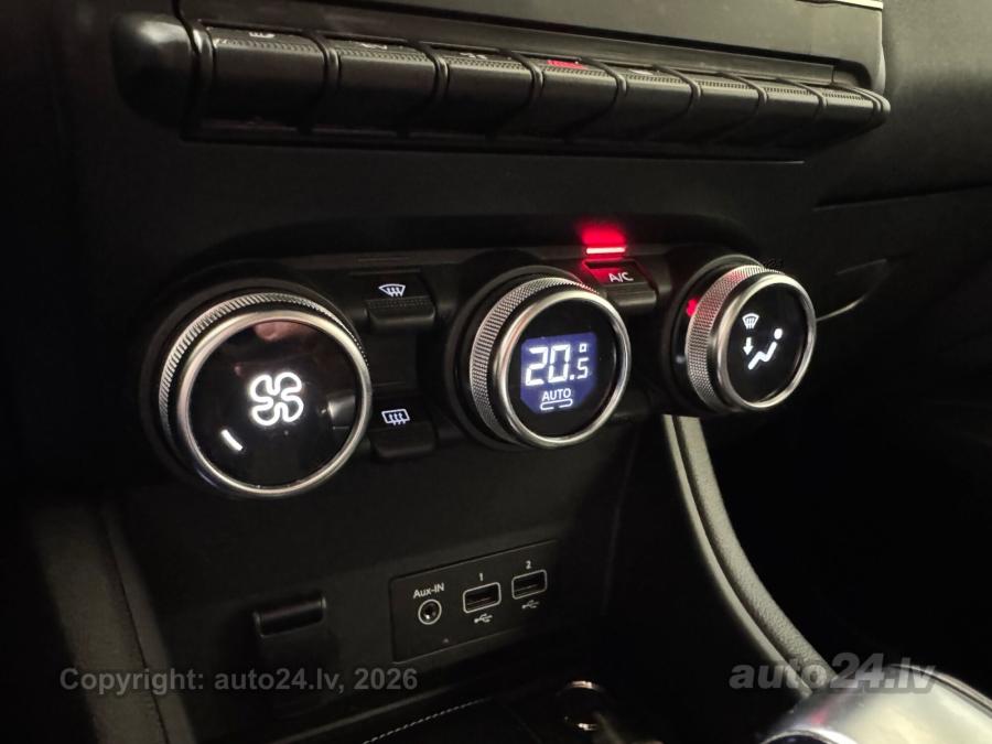 Balts Renault Captur 2022 Tallina, ar dzinēja tilpumu 1.60 L un nobraukumu 71 tūkst. km par 15900 €, foto 15 vietnē AUTOMOTO.COM.LV
