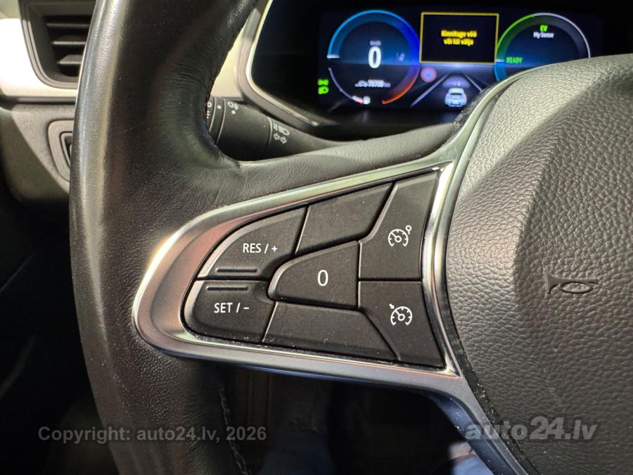 Balts Renault Captur 2022 Tallina, ar dzinēja tilpumu 1.60 L un nobraukumu 71 tūkst. km par 15900 €, foto 19 vietnē AUTOMOTO.COM.LV