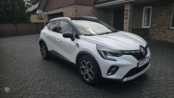 White Renault Captur 2022 in Panevezys, with an engine capacity of 1.60 L and mileage of 178 thousand km for 12999 €, photo 10 on AUTOMOTO.COM.LV
