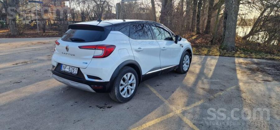 Balts Renault Captur 2022 Rīga, ar dzinēja tilpumu 1.60 L un nobraukumu 65 tūkst. km par 16800 €, foto 4 vietnē AUTOMOTO.COM.LV
