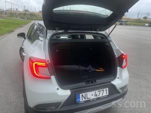 Balts Renault Captur 2022 Rīga, ar dzinēja tilpumu 1.60 L un nobraukumu 25 tūkst. km par 17900 €, foto 6 vietnē AUTOMOTO.COM.LV