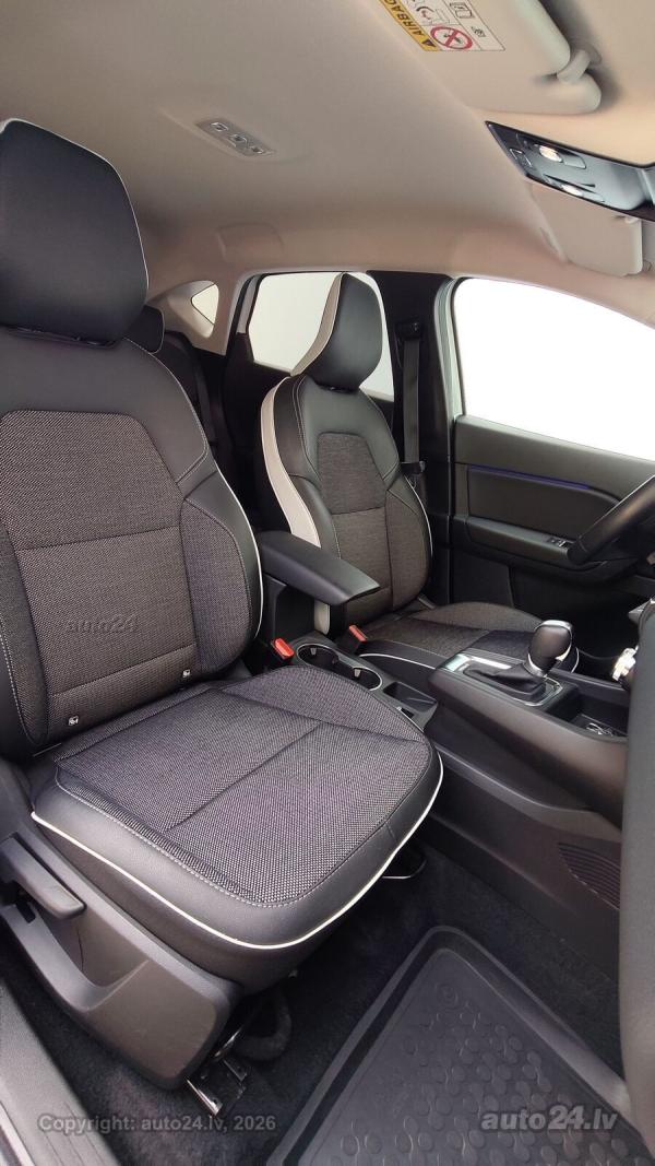 Balts Renault Captur 2023 Tallina, ar dzinēja tilpumu 1.60 L un nobraukumu 31 tūkst. km par 18995 €, foto 6 vietnē AUTOMOTO.COM.LV