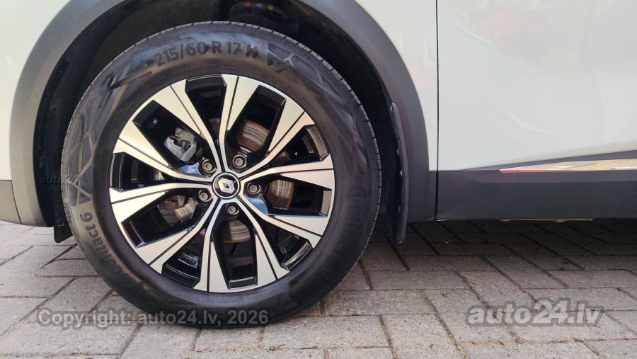 Balts Renault Captur 2023 Tallina, ar dzinēja tilpumu 1.60 L un nobraukumu 31 tūkst. km par 18995 €, foto 15 vietnē AUTOMOTO.COM.LV