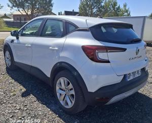 White Renault Captur 2023 in Taurage, with an engine capacity of 1.60 L and mileage of 218 thousand km for 9600 €, photo 7 on AUTOMOTO.COM.LV