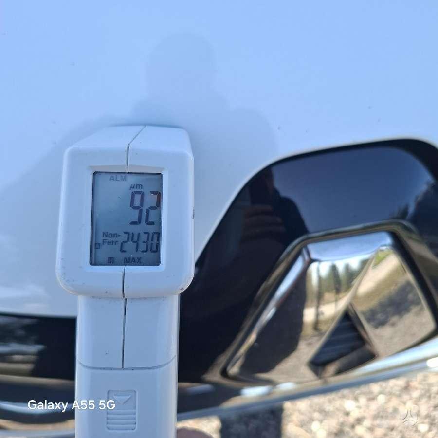 White Renault Captur 2023 in Taurage, with an engine capacity of 1.60 L and mileage of 218 thousand km for 9600 €, photo 19 on AUTOMOTO.COM.LV
