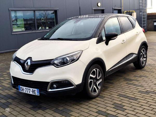 Yellow Renault Captur 2014 in Siauliai, with an engine capacity of 1.20 L and mileage of 260 thousand km for 5150 €, photo 2 on AUTOMOTO.COM.LV