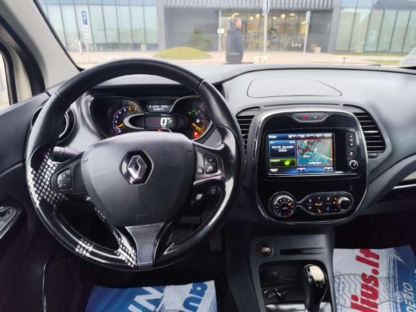 Yellow Renault Captur 2014 in Siauliai, with an engine capacity of 1.20 L and mileage of 260 thousand km for 5150 €, photo 10 on AUTOMOTO.COM.LV