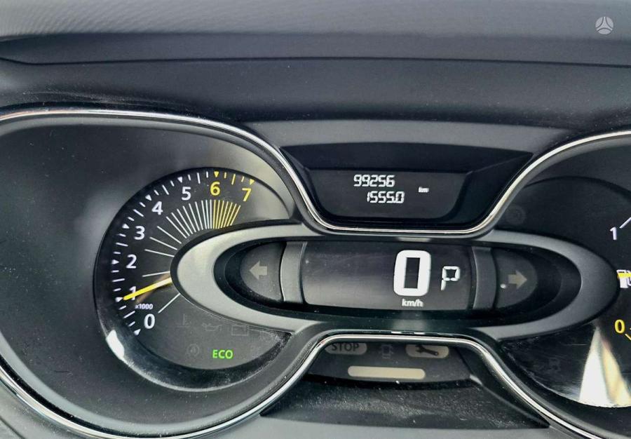 Dzeltens Renault Captur 2015 Tauragė, ar dzinēja tilpumu 1.20 L un nobraukumu 99 tūkst. km par 5350 €, foto 17 vietnē AUTOMOTO.COM.LV