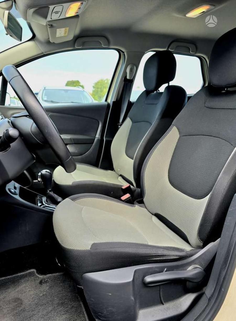 Dzeltens Renault Captur 2015 Tauragė, ar dzinēja tilpumu 1.20 L un nobraukumu 99 tūkst. km par 5350 €, foto 20 vietnē AUTOMOTO.COM.LV
