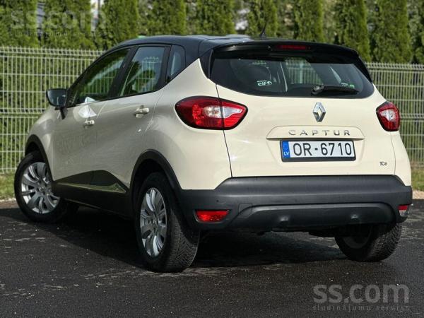 Yellow Renault Captur 2014 in Jelgava, with an engine capacity of 0.90 L and mileage of 0 thousand km for 6750 €, photo 5 on AUTOMOTO.COM.LV