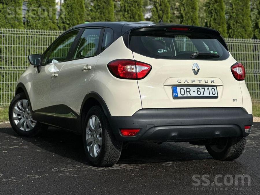Yellow Renault Captur 2014 in Jelgava, with an engine capacity of 0.90 L and mileage of 0 thousand km for 6750 €, photo 5 on AUTOMOTO.COM.LV