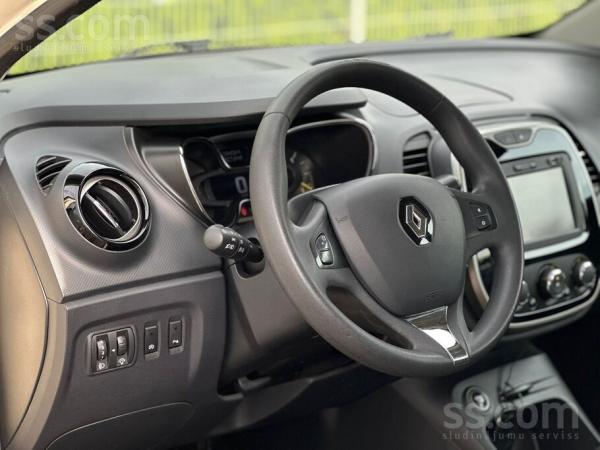 Yellow Renault Captur 2014 in Jelgava, with an engine capacity of 0.90 L and mileage of 0 thousand km for 6750 €, photo 9 on AUTOMOTO.COM.LV