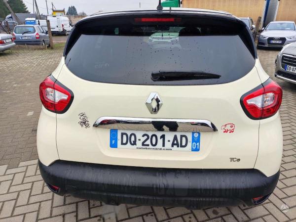 Dzeltens Renault Captur 2015 Tauragė, ar dzinēja tilpumu 1.20 L un nobraukumu 142 tūkst. km par 6650 €, foto 4 vietnē AUTOMOTO.COM.LV