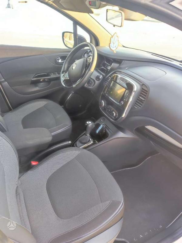 Dzeltens Renault Captur 2015 Tauragė, ar dzinēja tilpumu 1.20 L un nobraukumu 142 tūkst. km par 6250 €, foto 8 vietnē AUTOMOTO.COM.LV