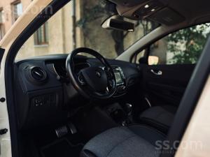 Желтый Рено Каптур 2018 в Цесис, объемом двигателя 1.20 л и пробегом 0 тыс. км за 8990 €, фото 25 на AUTOMOTO.COM.LV
