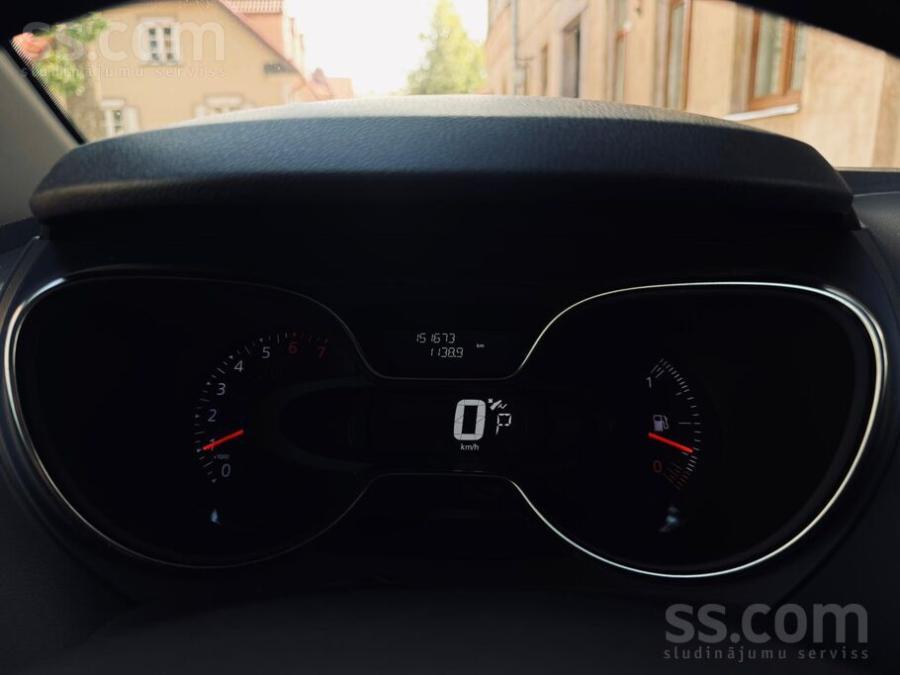 Желтый Рено Каптур 2018 в Цесис, объемом двигателя 1.20 л и пробегом 0 тыс. км за 8990 €, фото 27 на AUTOMOTO.COM.LV