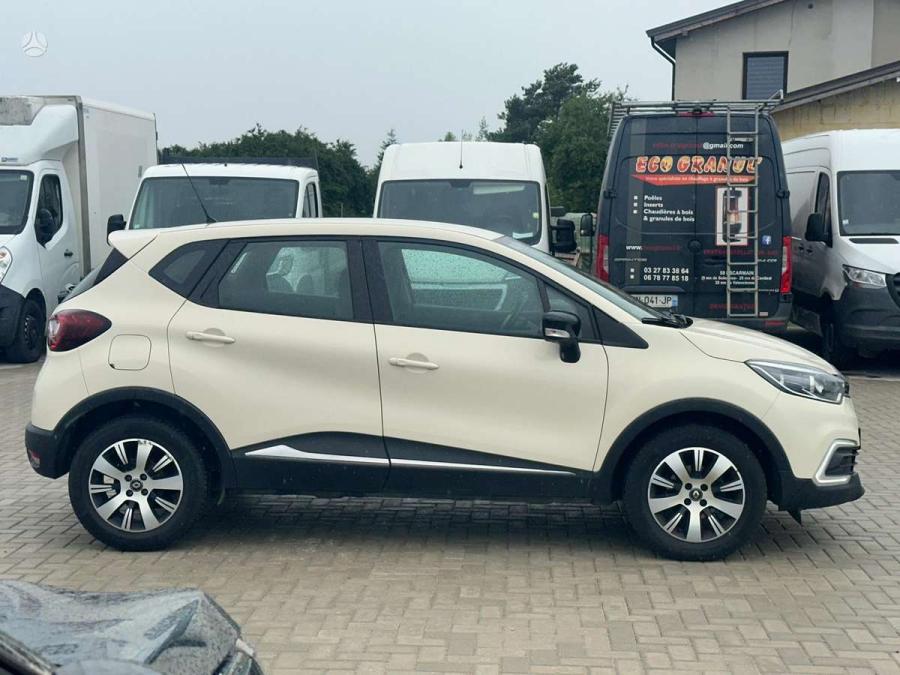 Желтый Рено Каптур 2019 в Таураге, объемом двигателя 0.90 л и пробегом 160 тыс. км за 4400 €, фото 5 на AUTOMOTO.COM.LV