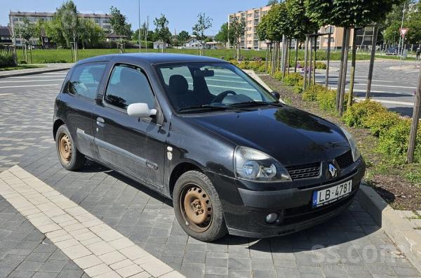 Black Renault Clio 2003 in Jelgava, with an engine capacity of 1.20 L and mileage of 174 thousand km for 890 €, photo 1 on AUTOMOTO.COM.LV