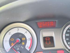 Melns Renault Clio 2006 Gargždai, ar dzinēja tilpumu 1.46 L un nobraukumu 317 tūkst. km par 300 €, foto 9 vietnē AUTOMOTO.COM.LV