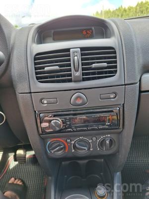 Black Renault Clio 2006 in Riga, with an engine capacity of 1.20 L and mileage of 159 thousand km for 1350 €, photo 10 on AUTOMOTO.COM.LV