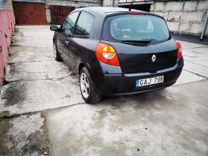 Melns Renault Clio 2007 Kauņa, ar dzinēja tilpumu 1.15 L un nobraukumu 169 tūkst. km par 1000 €, foto 3 vietnē AUTOMOTO.COM.LV