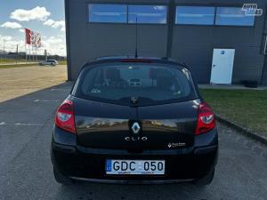 Melns Renault Clio 2008 Panevēža, ar dzinēja tilpumu 1.50 L un nobraukumu 254 tūkst. km par 499 €, foto 8 vietnē AUTOMOTO.COM.LV