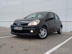Melns Renault Clio 2008 Rīga, ar dzinēja tilpumu 1.60 L un nobraukumu 237 tūkst. km par 2590 €, foto  vietnē AUTOMOTO.COM.LV
