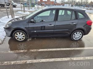 Black Renault Clio 2009 in Riga, with an engine capacity of 1.50 L and mileage of 213 thousand km for 2500 €, photo 4 on AUTOMOTO.COM.LV
