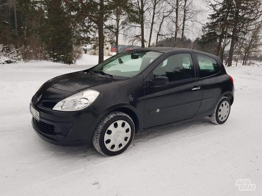 Black Renault Clio 2009 in Vilnius, with an engine capacity of 1.20 L and mileage of 174 thousand km for 650 €, photo 1 on AUTOMOTO.COM.LV