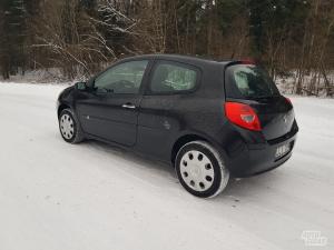 Black Renault Clio 2009 in Vilnius, with an engine capacity of 1.20 L and mileage of 174 thousand km for 650 €, photo 2 on AUTOMOTO.COM.LV