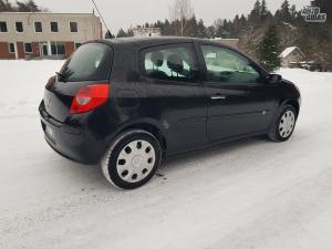 Black Renault Clio 2009 in Vilnius, with an engine capacity of 1.20 L and mileage of 174 thousand km for 650 €, photo 4 on AUTOMOTO.COM.LV