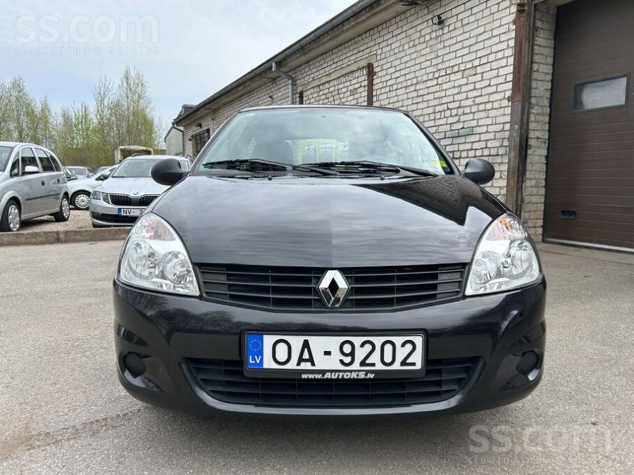 Black Renault Clio 2012 in Limbazi, with an engine capacity of 1.20 L and mileage of 128 thousand km for 2750 €, photo 2 on AUTOMOTO.COM.LV