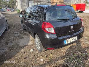 Melns Renault Clio 2012 Tallina, ar dzinēja tilpumu 1.50 L un nobraukumu 395 tūkst. km par 1750 €, foto  vietnē AUTOMOTO.COM.LV