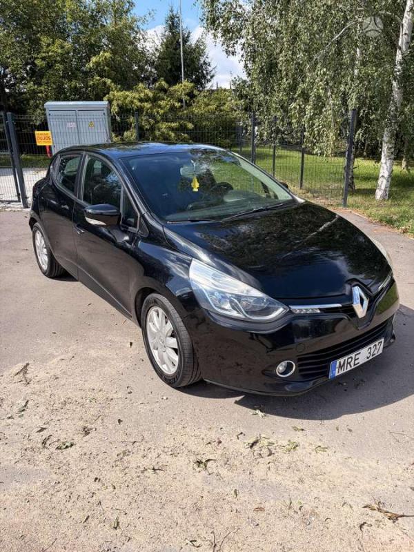 Renault Clio 2013 Marijampole vietnē Melns Renault Clio 2013 Marijampole, ar dzinēja tilpumu 1.46 L un nobraukumu 251 tūkst. km par 3200 €, foto 6 vietnē AUTOMOTO.COM.LV