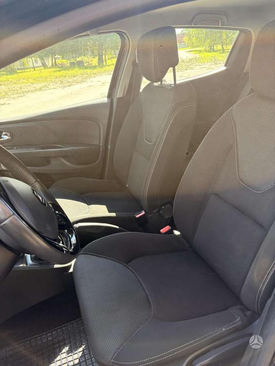 Black Renault Clio 2013 in Marijampole, with an engine capacity of 1.46 L and mileage of 251 thousand km for 3200 €, photo 9 on AUTOMOTO.COM.LV