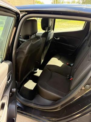Black Renault Clio 2013 in Marijampole, with an engine capacity of 1.46 L and mileage of 251 thousand km for 3200 €, photo 14 on AUTOMOTO.COM.LV